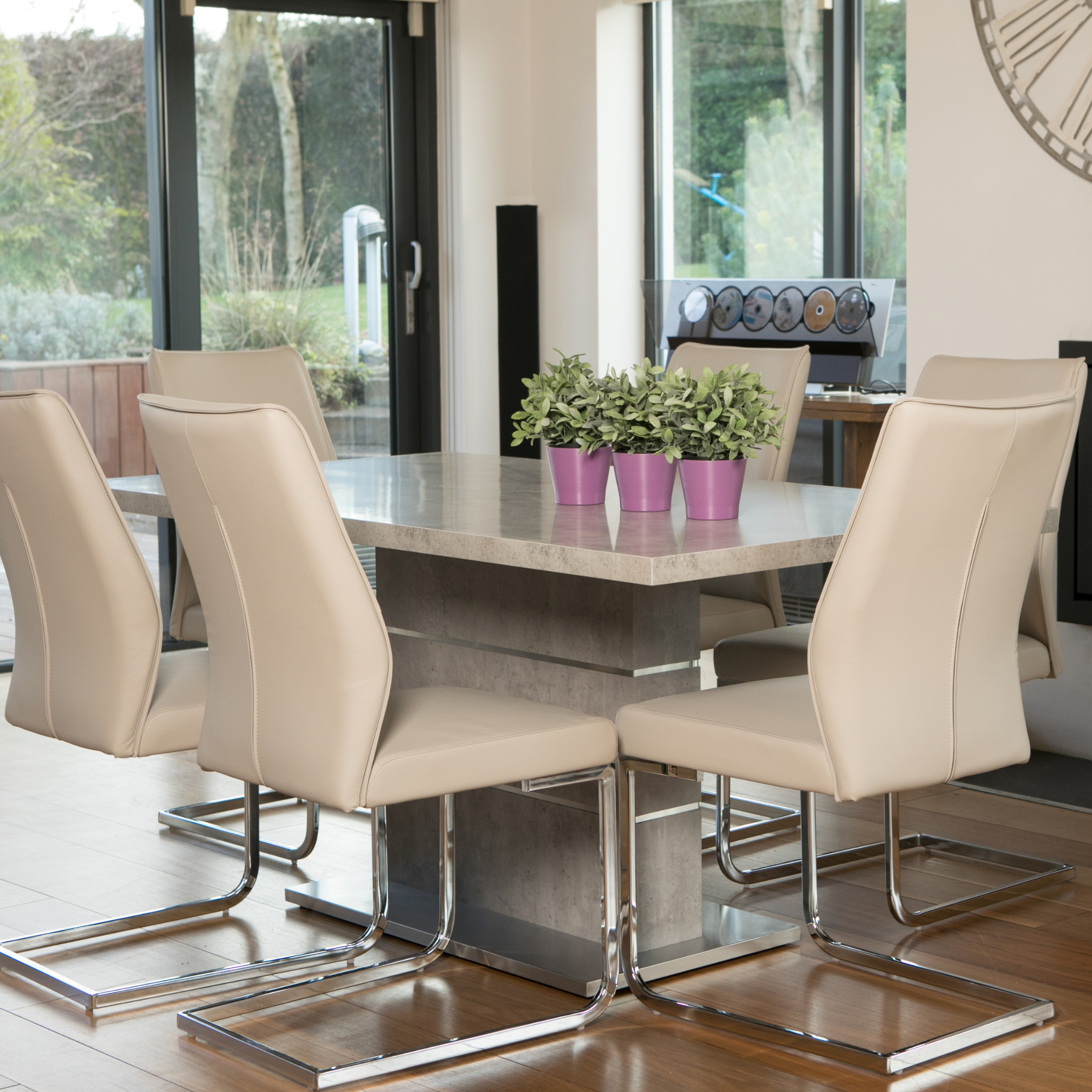 Seattle Stool | Des Kelly